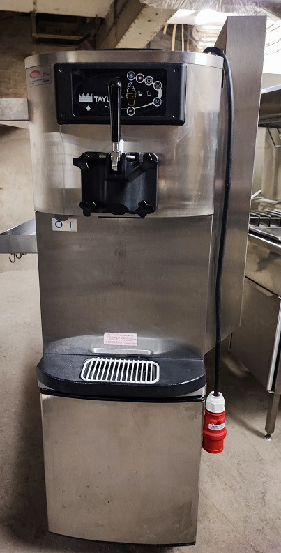 Taylor C708-58 soft ice pehmiskone käytetty Myymme ja vuokraamme ...